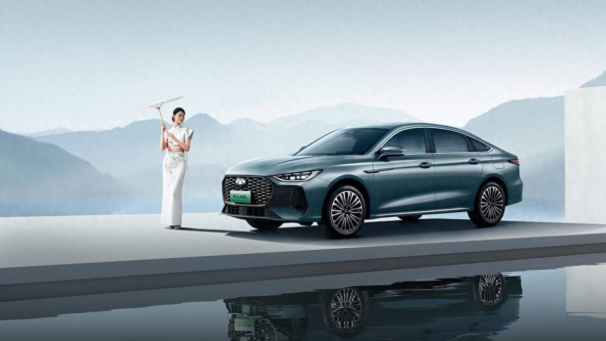 10万级越级驾驶体验！风云A8L用A9L同源底盘碾压同级_搜狐汽车_搜狐网