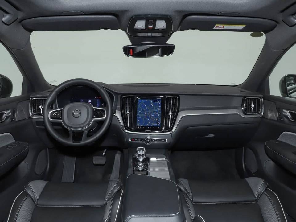 2026款沃尔沃S60上市，30.69万起售，对标奥迪A4L_搜狐汽车_搜狐网