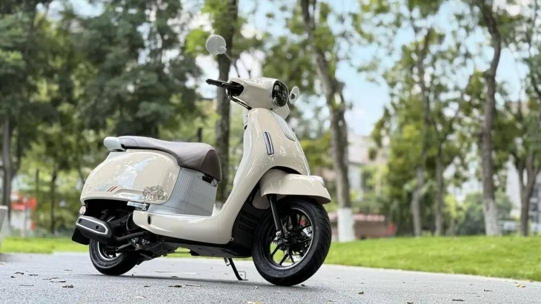 详细测评2025款五羊本田NWF125︱24款我希望能改的几乎都改了_搜狐汽车_搜狐网