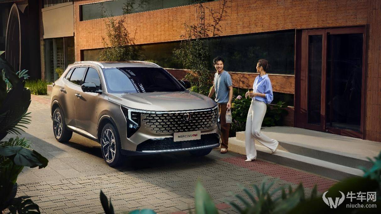 天枢驾驶辅助+APA泊车全配齐 长安第四代CS55PLUS上市7.89万起_搜狐汽车_搜狐网