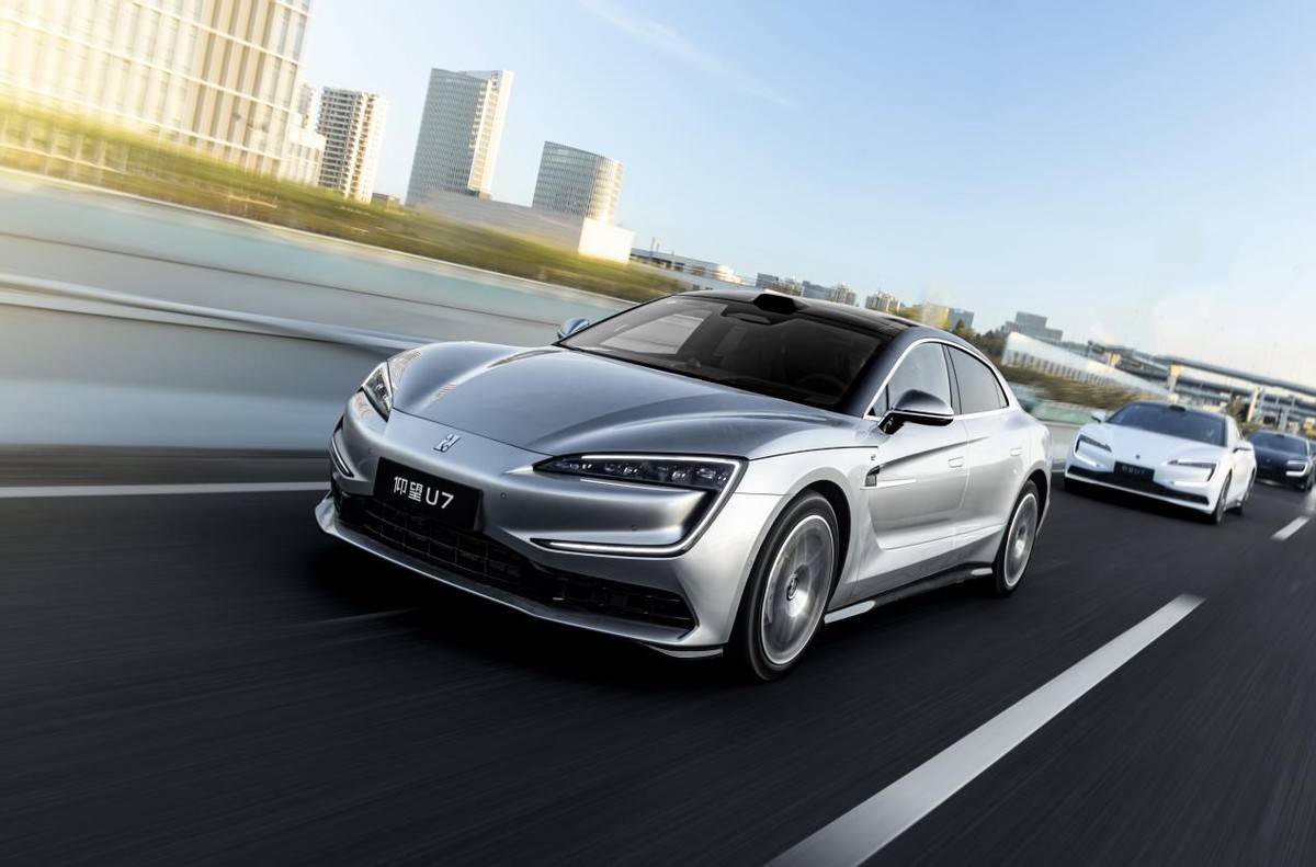 仰望9月销量同比大增144.52%，U9/U8L/U7以技术矩阵站稳高端_搜狐汽车_搜狐网