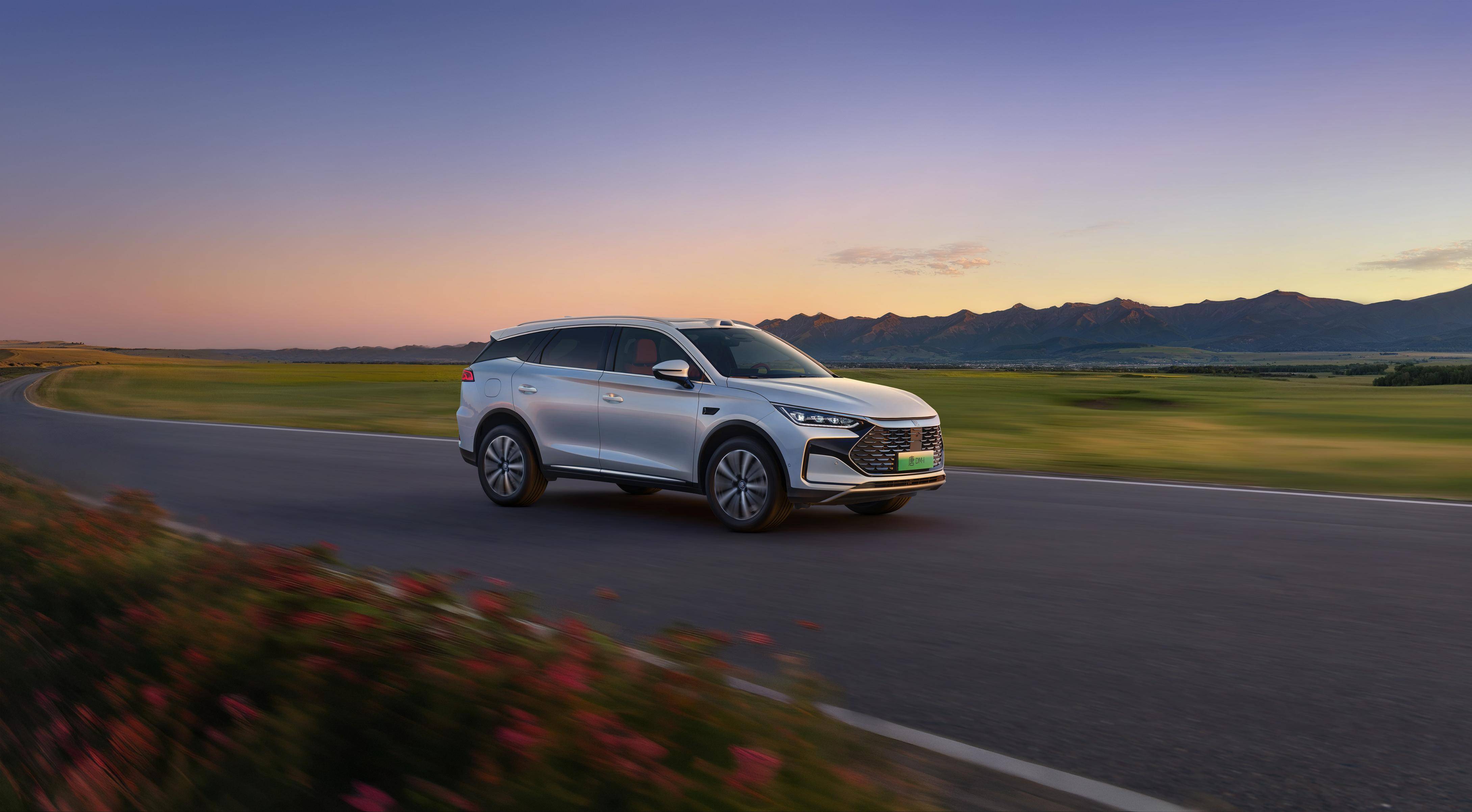 为全家出行量身打造！唐DM-i 175KM版智能与安全冗余有多足？_搜狐汽车_搜狐网