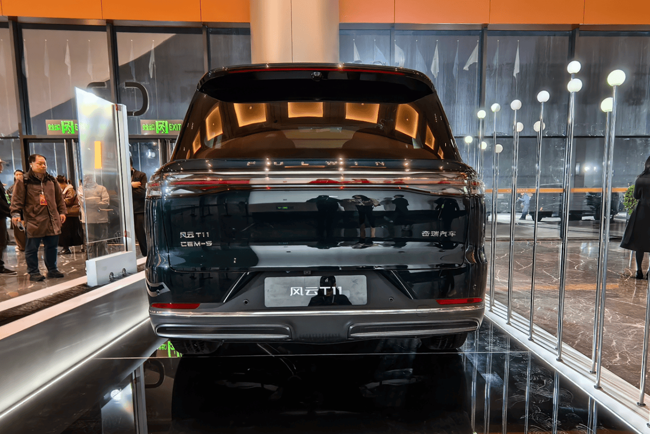 风云T11正式上市，限时抢鲜价17.99万起，大型SUV走向平权时代_搜狐汽车_搜狐网