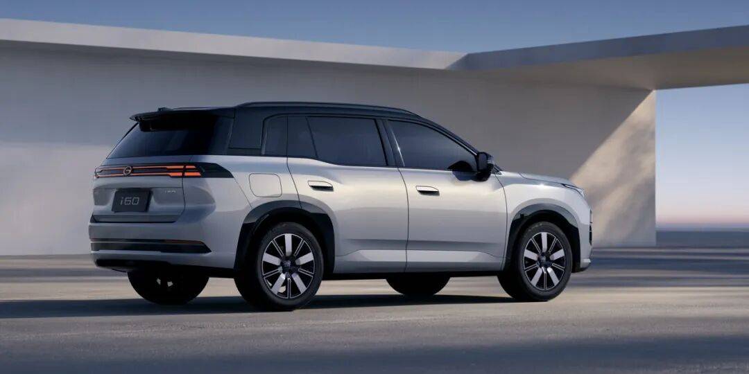 把豪华技术塞进亲民价，埃安i60预售11.98万起