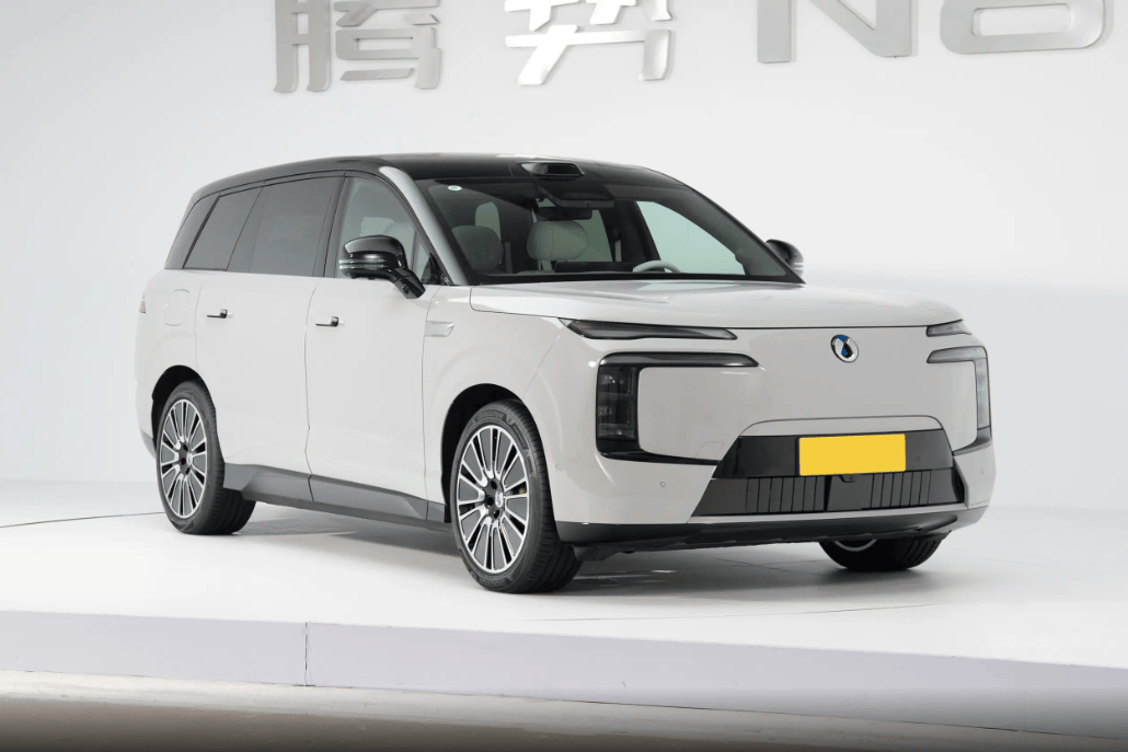 售29.98万起，2.0T三电机插混，5.2米配6座，试驾体验腾势N8L_搜狐汽车_搜狐网