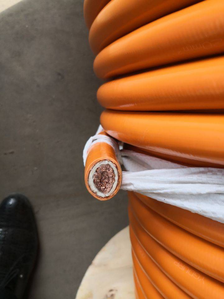 QZJ-C/XLPE QZJ-C/XLPO单芯非屏蔽新能源汽车高压电缆_搜狐汽车_搜狐网