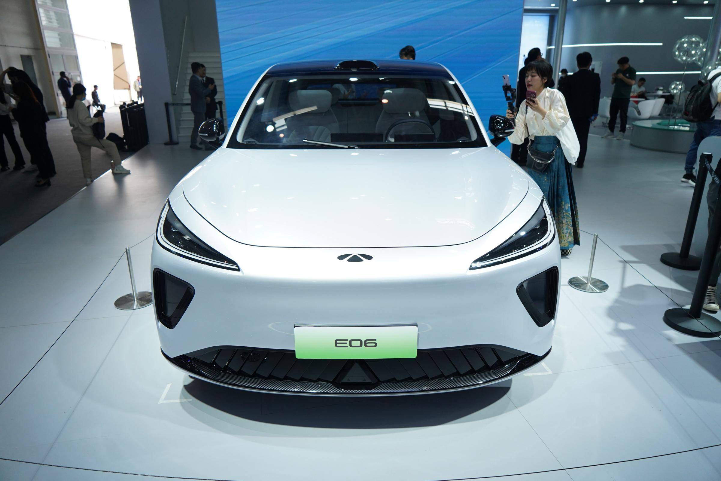 预计定价15-20万元，奇瑞风云E06内饰官图发布，提供激光雷达_搜狐汽车_搜狐网