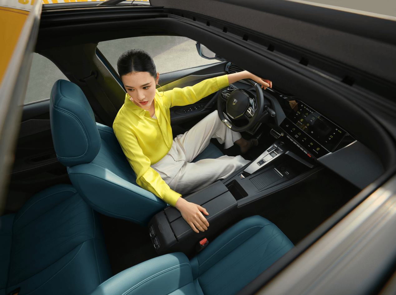 售价15.37万元起，2025款标致408X正式上市，全系1.6T+8AT_搜狐汽车_搜狐网