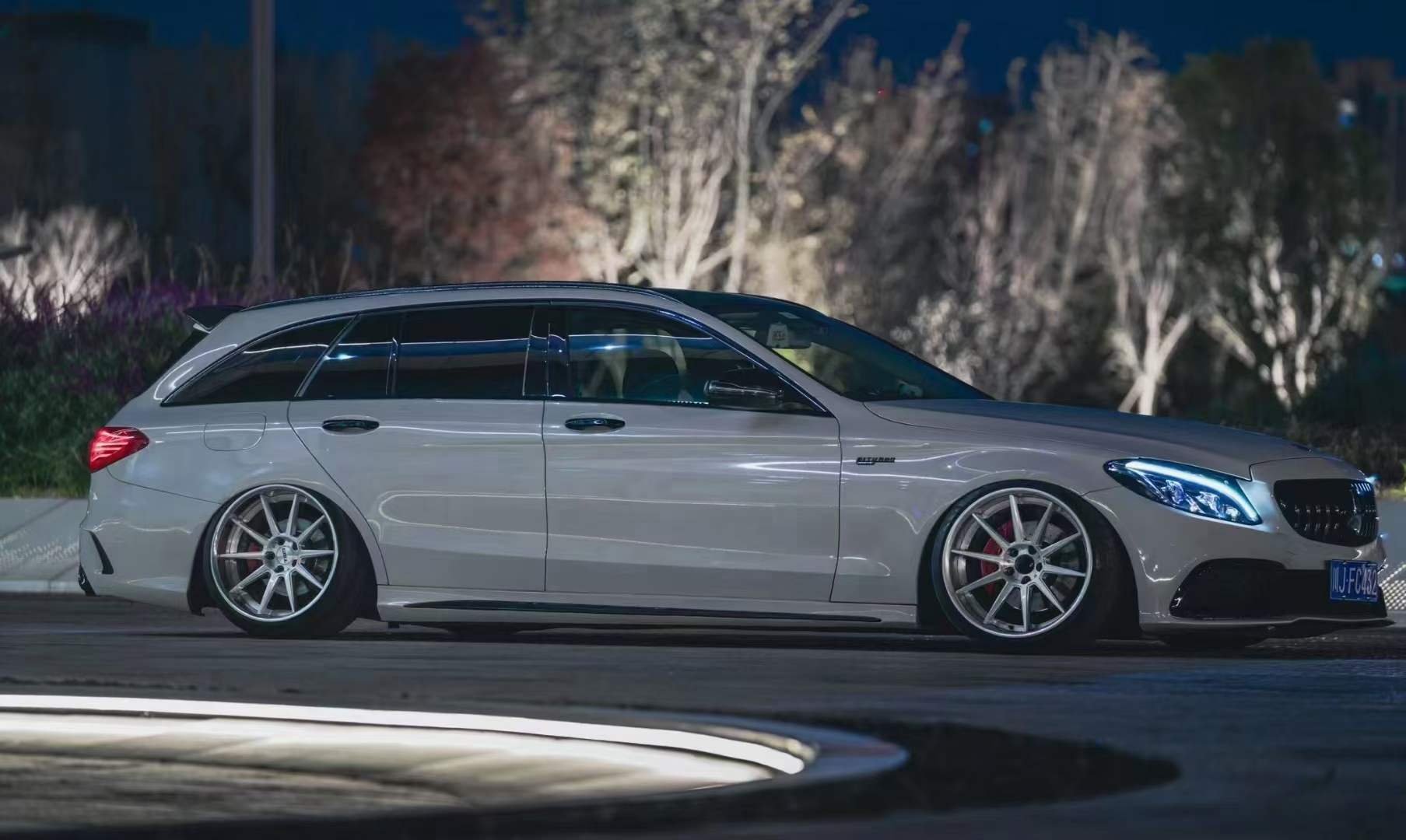 机制演绎 奔驰C旅行S205改装AIRBFT气动避震_搜狐汽车_搜狐网