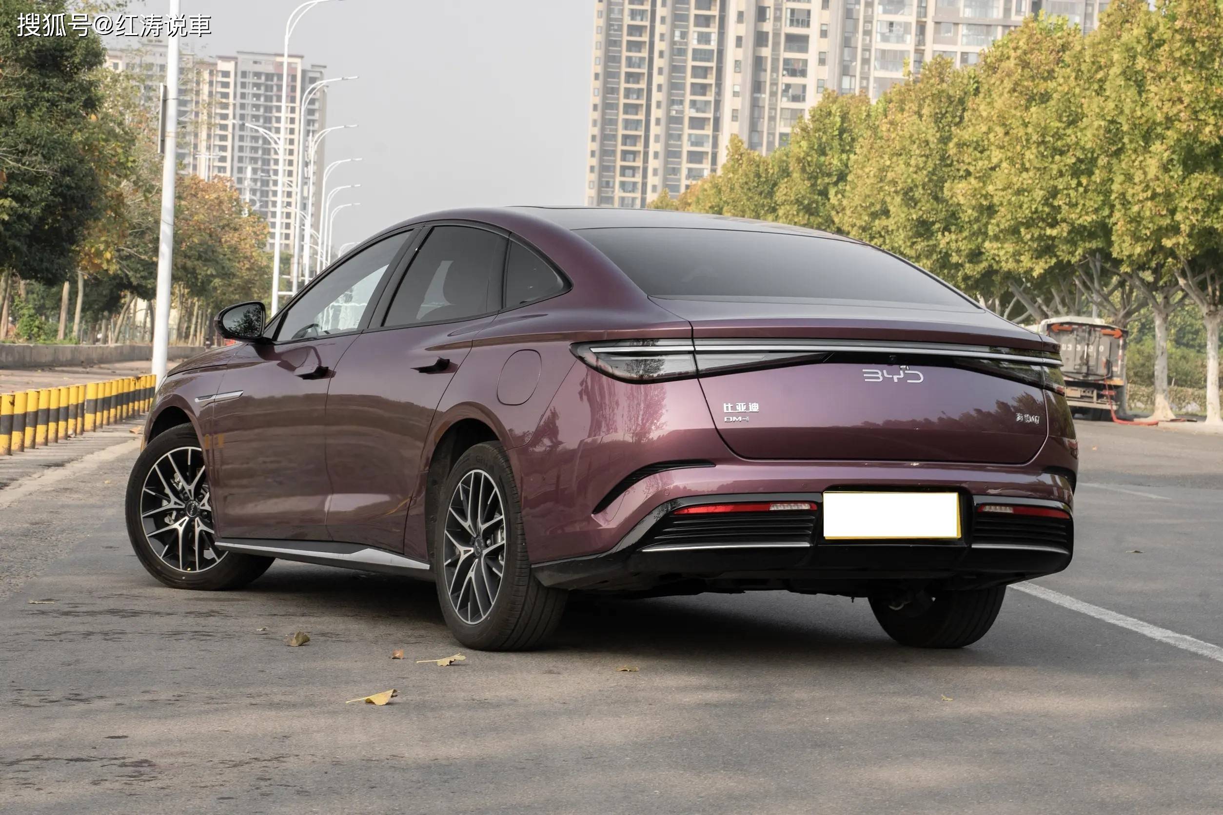 比亚迪海豹07 DMi全面评测：L2智驾+五代混动，舒适续航，值得一试吗？_搜狐汽车_搜狐网