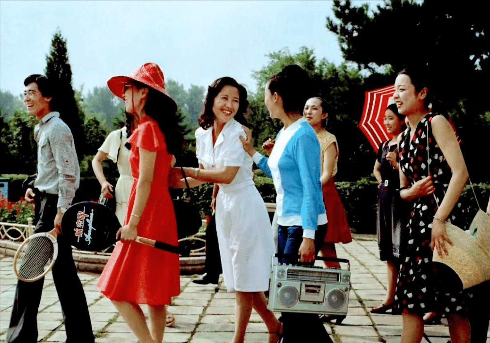 一组80年代美女照片：没有滤镜、化妆品，个个干净清爽，清丽脱俗 -6parkbbs.com