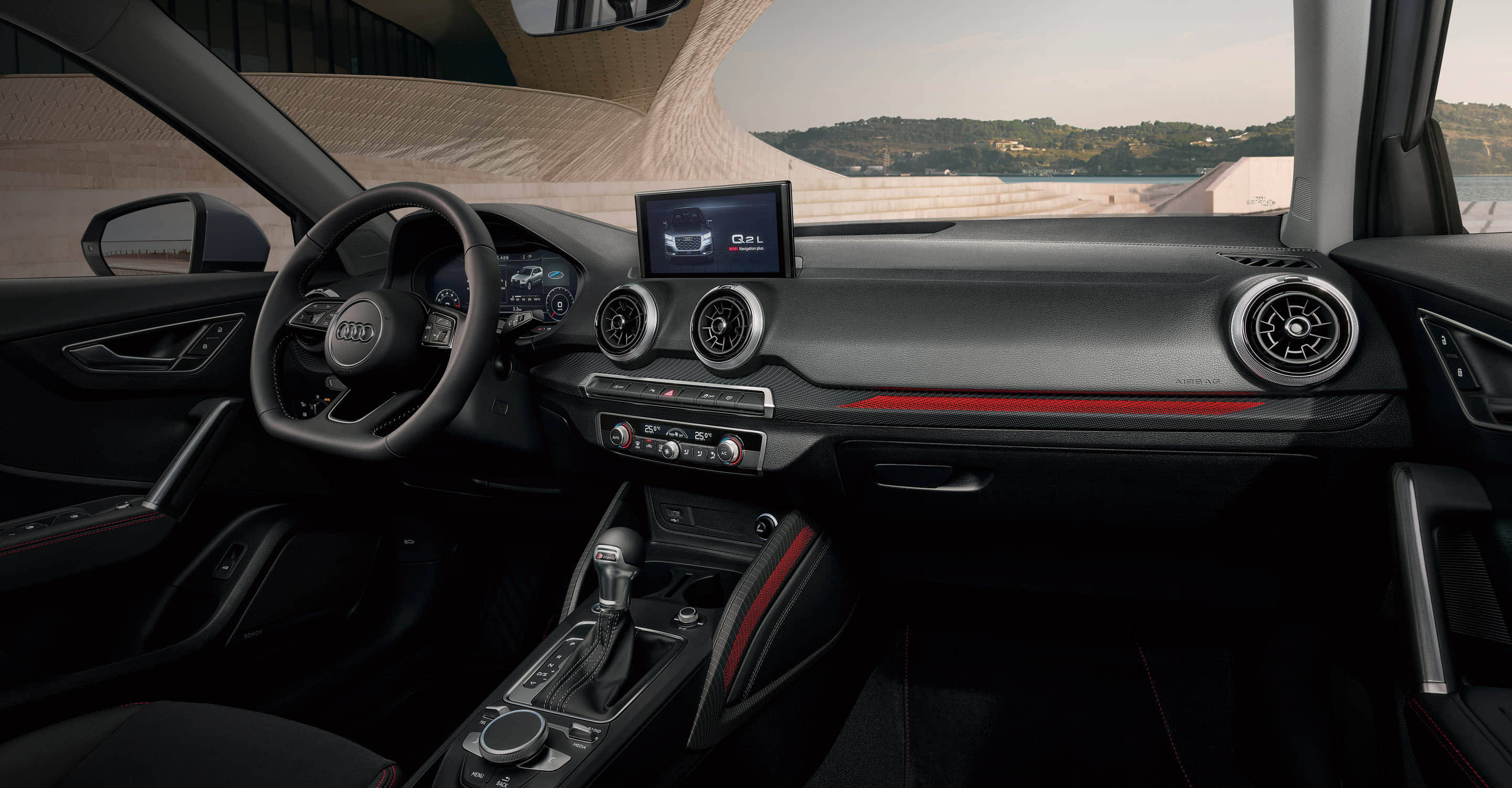 2025款奥迪Q2L降价上市，全系配备胎，1.5T动力不变售17.1821万_搜狐汽车_搜狐网