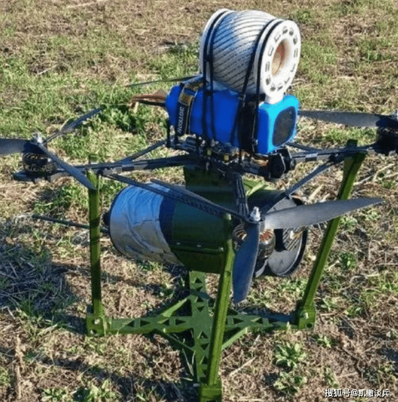 41公里，乌军展示全世界飞行距离最远的光纤制导无人机！_最大射程_榴弹炮_长度