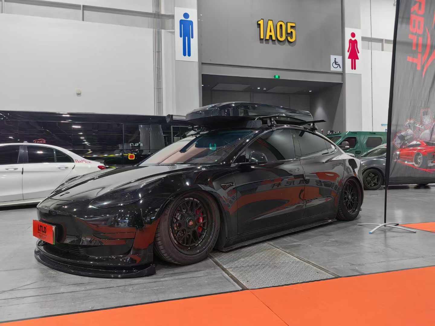 借 AIRBFT 气动避震，特斯拉 Model 3 实现舒适大跨越_搜狐汽车_搜狐网