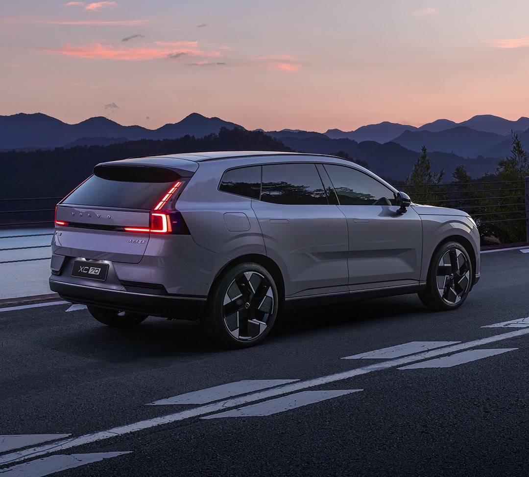 六种配色/插混SUV，全新沃尔沃XC70更多信息公布，将于8月预售_搜狐汽车_搜狐网