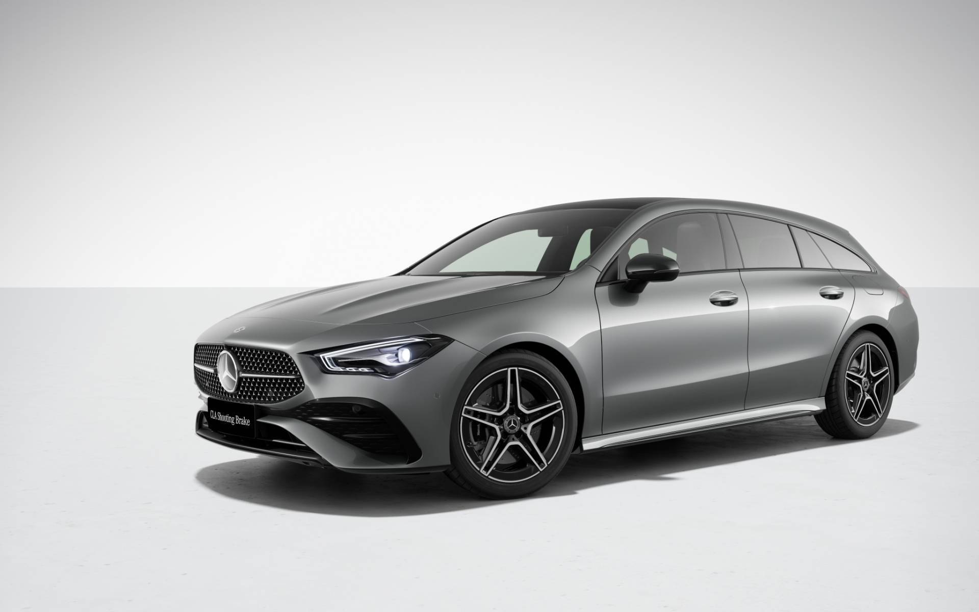 降价增配！奔驰CLA 260 4MATIC五门猎跑车典藏版上市，售38.6万元_搜狐汽车_搜狐网