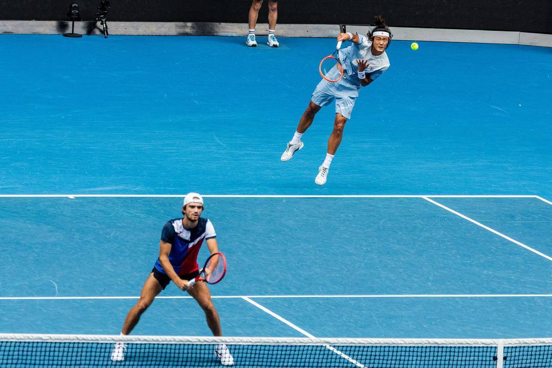 再创历史！张之臻斩获中国男网ATP巡回赛双打首冠_哈奇_决赛_单打