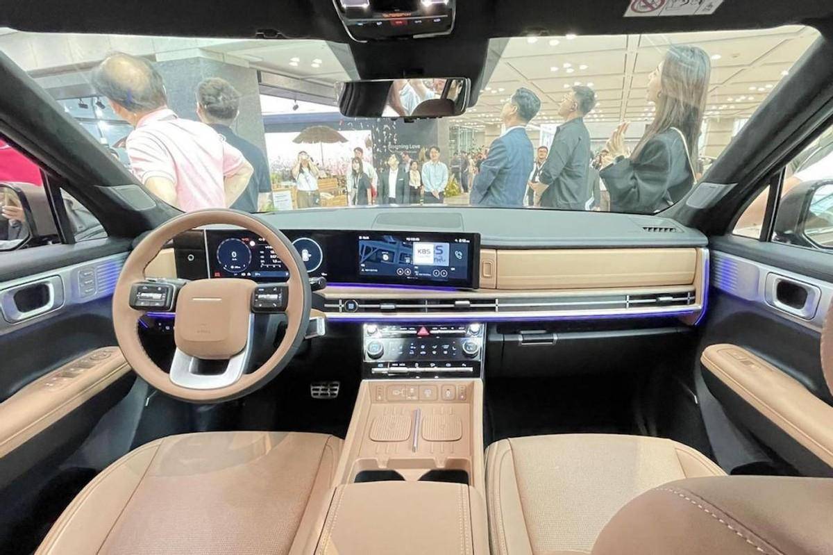 全新现代胜达即将入华，C柱可攀爬，配2.5T+8AT动力，爆款稳了？_搜狐汽车_搜狐网