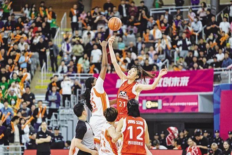 WCBA总决赛： 内蒙古农信女篮扳回一城_四川_比赛_双方