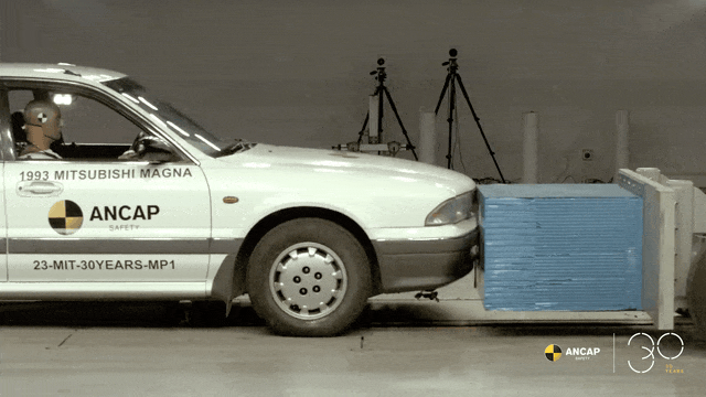 领先不止一代，问界 M9 刷新 C-NCAP 安全评价最高分_搜狐汽车_搜狐网