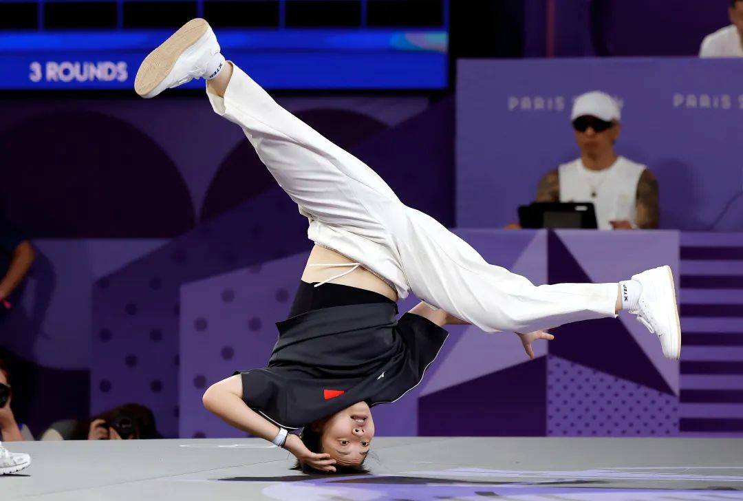 创造历史！中国B-girl“671”摘得巴黎奥运会女子霹雳舞铜牌_刘清_比赛_父母亲