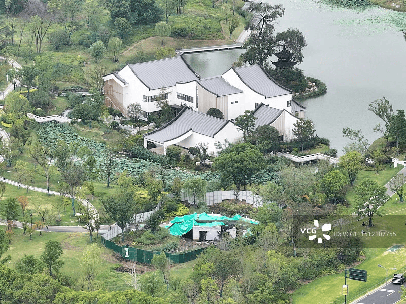专家谈 凉亭遭雷击致6死10伤”:户外凉亭不属于三类防雷建筑公园奶奶雷电