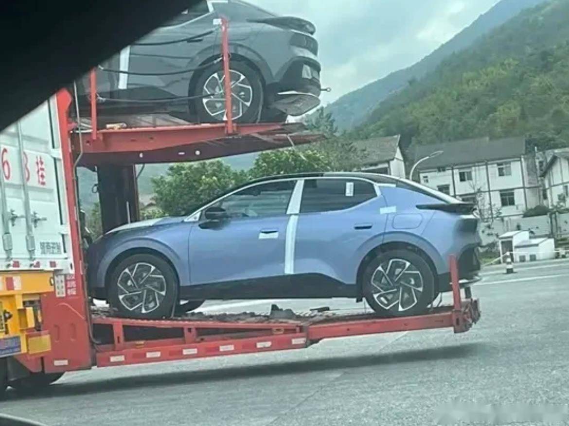 领克 Z20 纯电 SUV 实车曝光：已开始发运，本月正式亮相_搜狐汽车_搜狐网