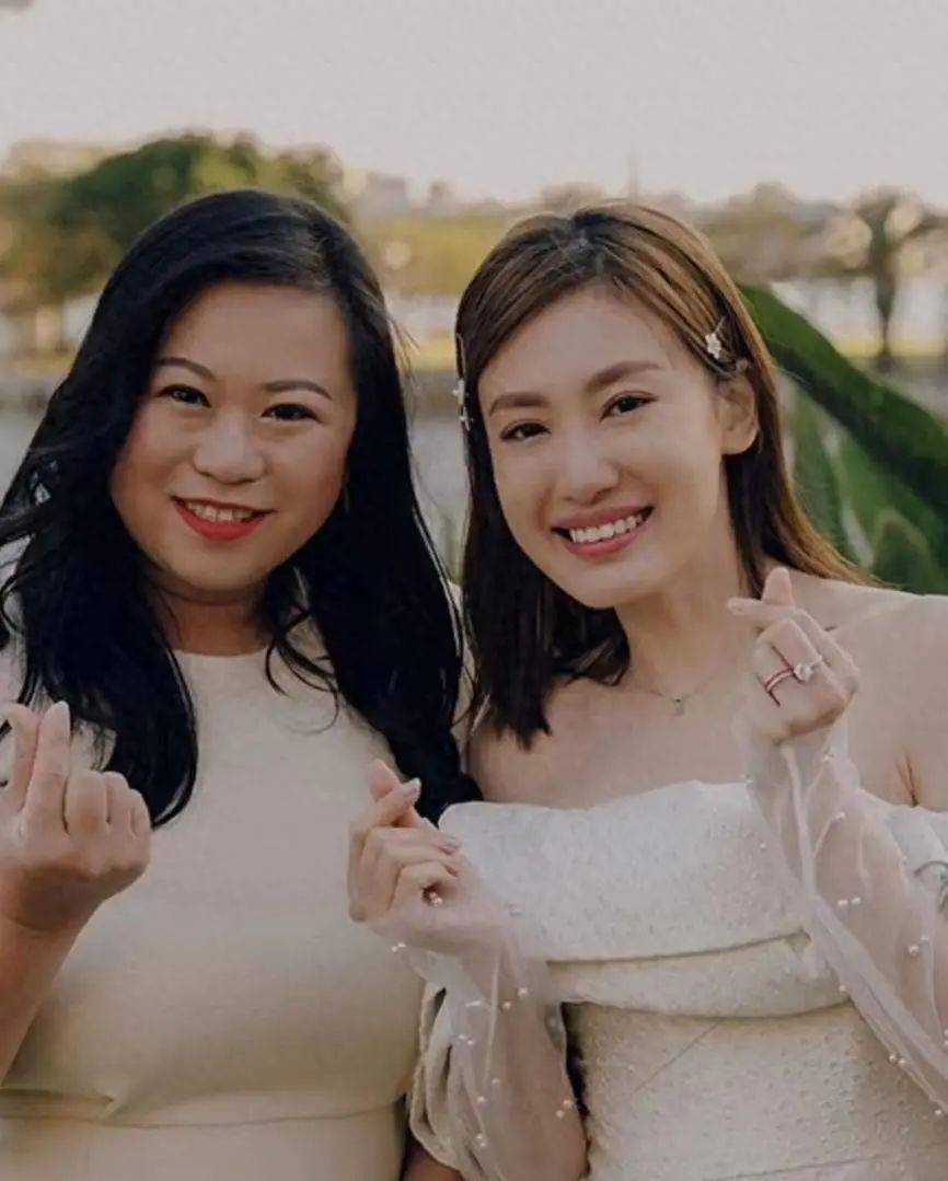 TVB人气女星晒注册结婚失控爆哭照，沉浸幸福中，自称哭到像猪头_蒋家旻_周永基_婚礼