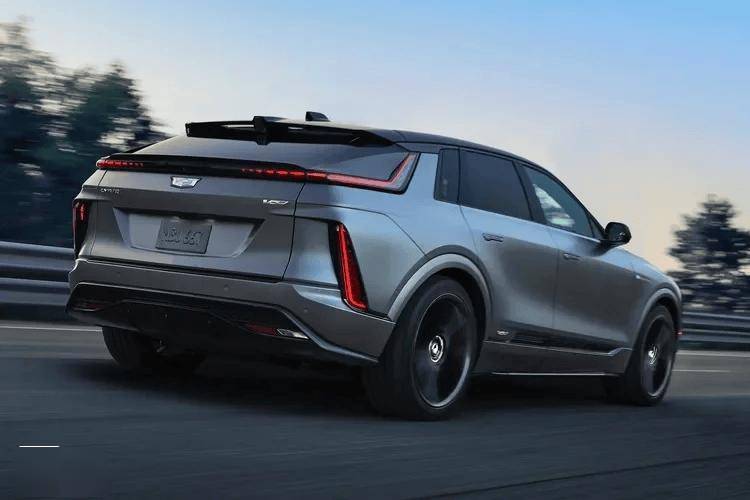 凯迪拉克LYRIQ-V高性能纯电SUV官图曝光，期待值拉满！_搜狐汽车_搜狐网