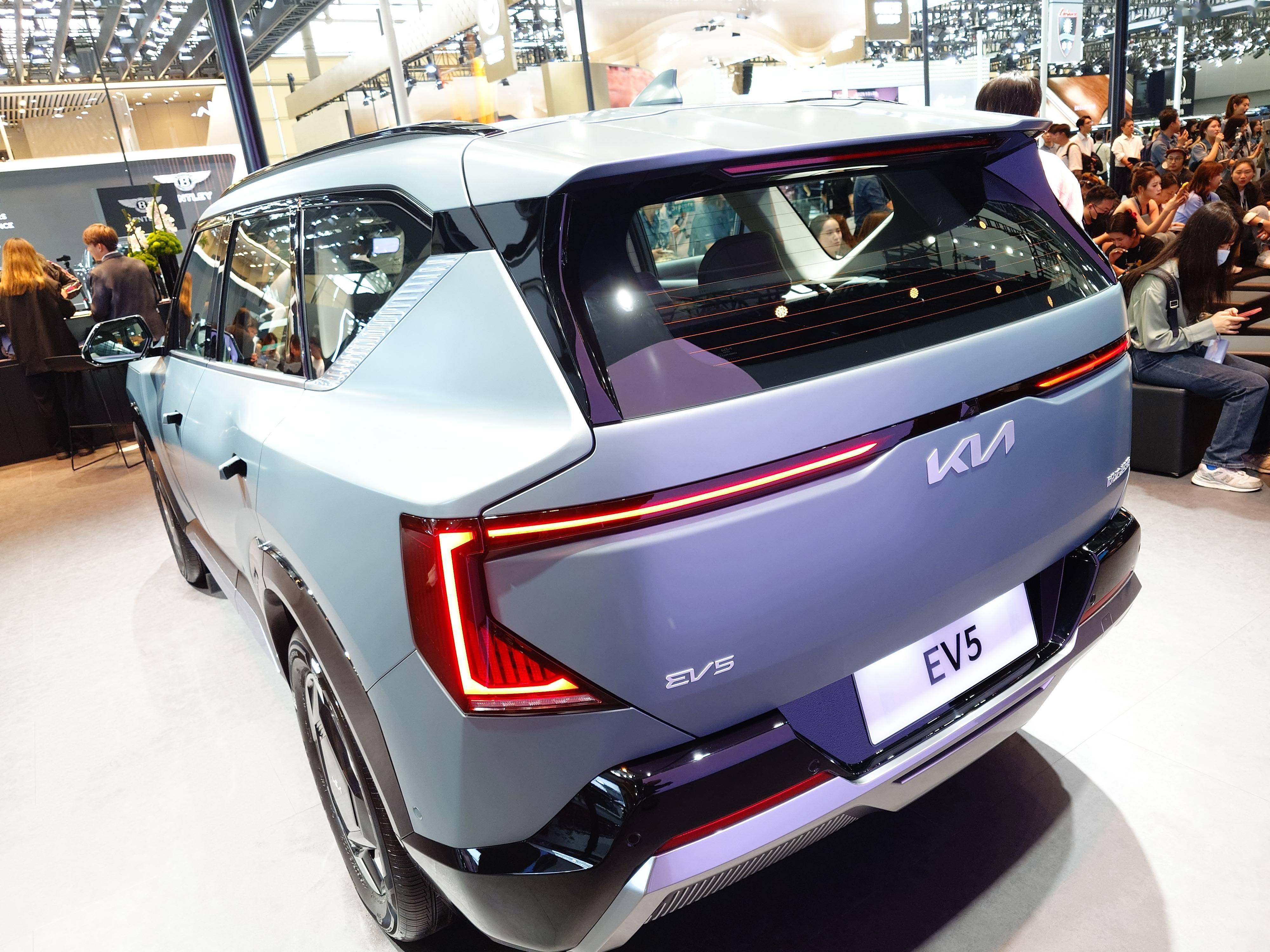 2024广州车展新看点：2025款起亚EV5正式亮相，售价14.98万元起，续航最高达720km！_搜狐汽车_搜狐网