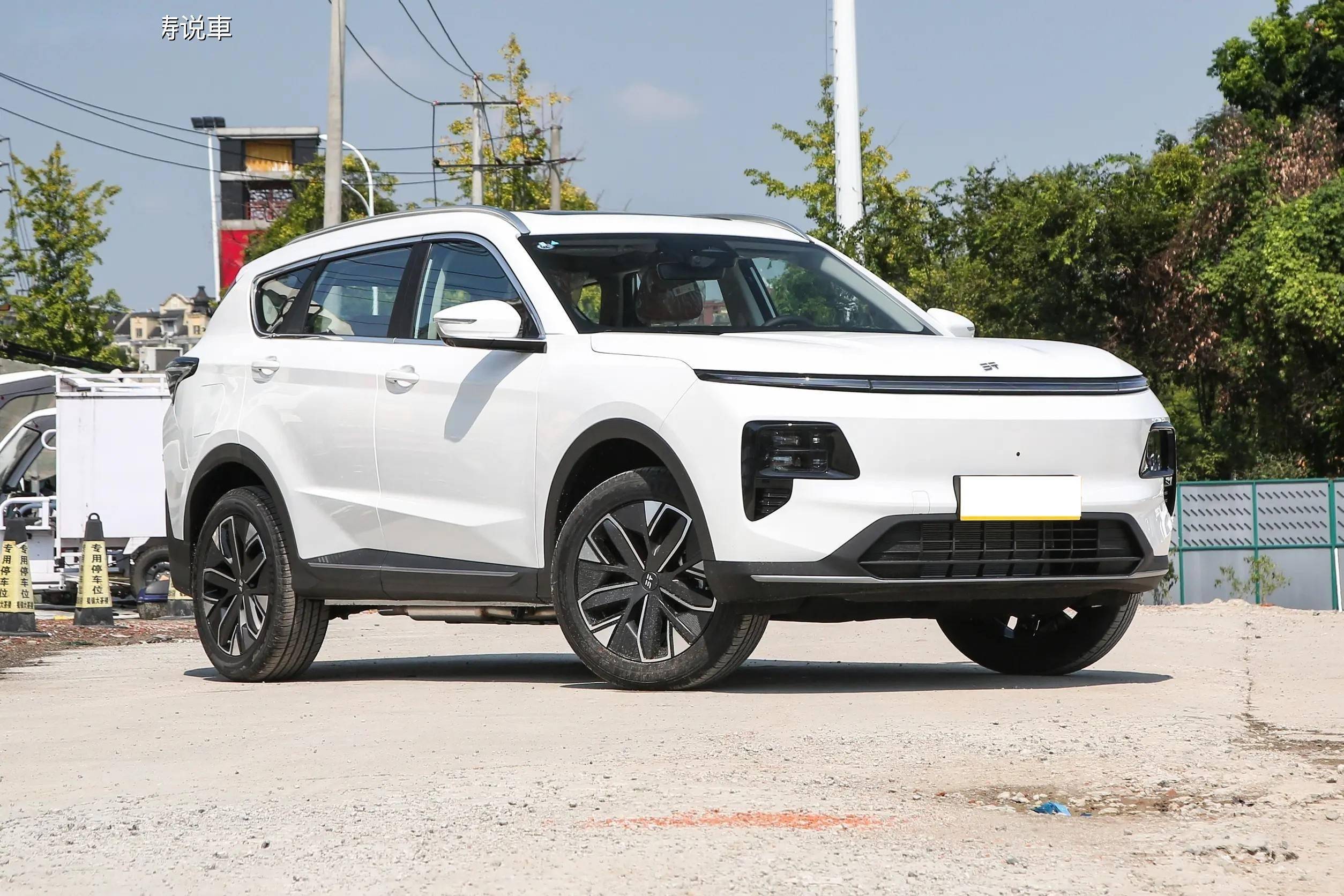 捷途山海L7深度体验：时尚外观、宽敞空间与1.5T混动的完美融合，家用新选择！_搜狐汽车_搜狐网