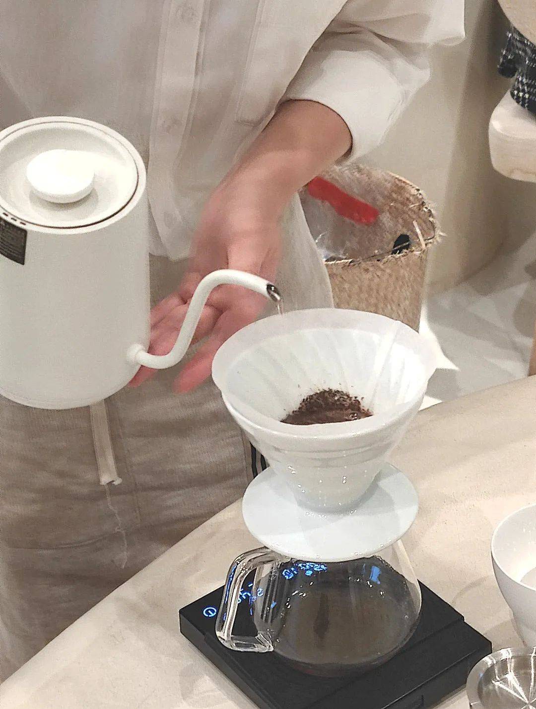 品牌案例 | Lili Time 3.0，向善商业如何真正可持续？_群体_一家_专业性