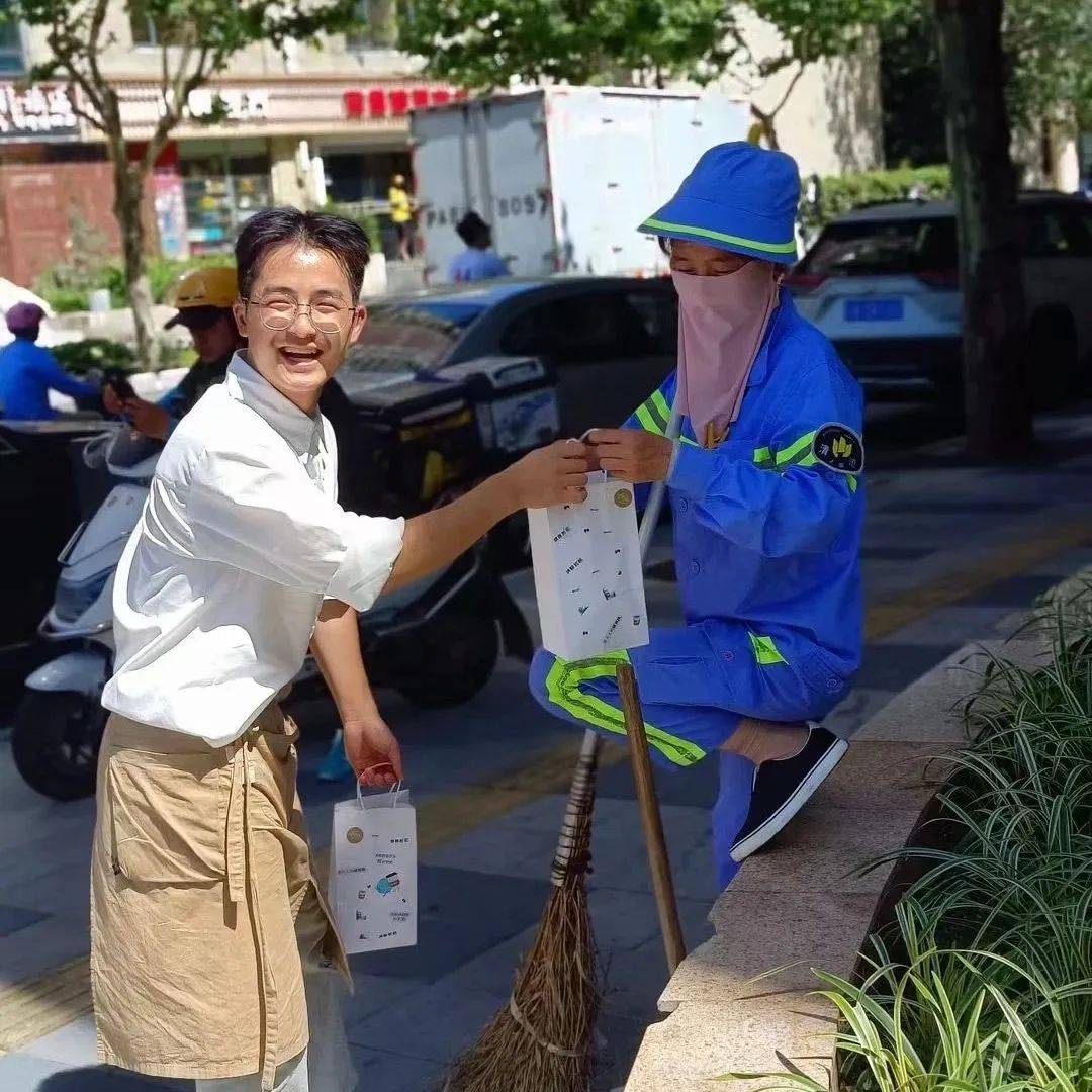 品牌案例 | Lili Time 3.0，向善商业如何真正可持续？_群体_一家_专业性