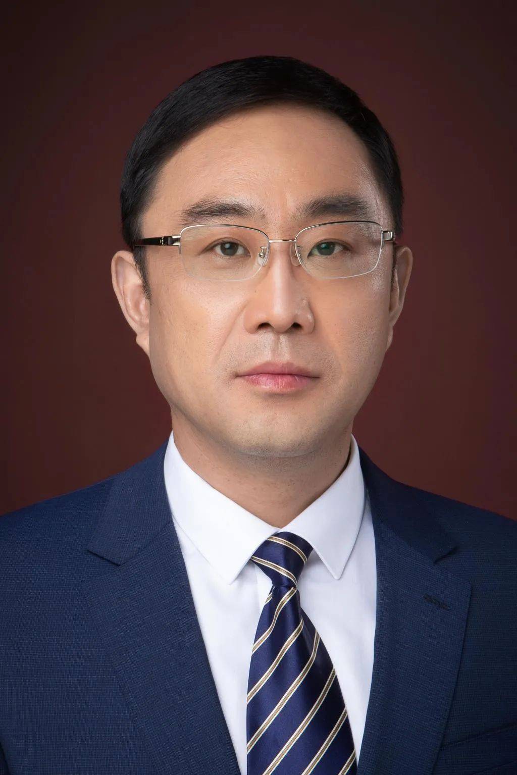 吴强明任中国石油大学（华东）党委书记_教育_人事司_刘茜贤