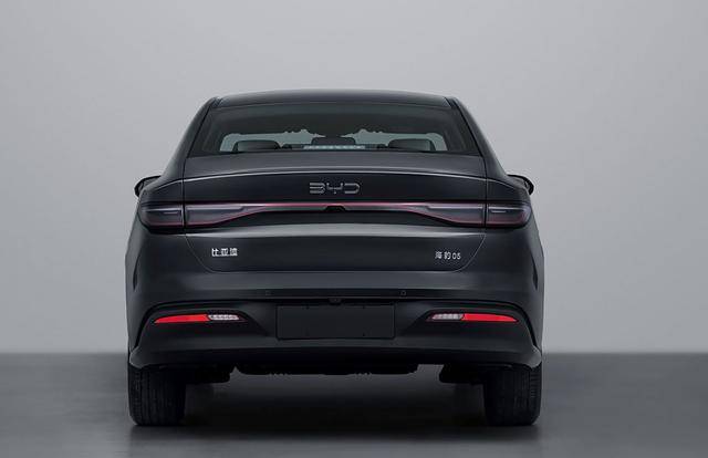 比亚迪海豹05DM-i开启预售 预售价8.98万起_搜狐汽车_搜狐网
