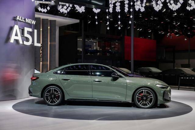 一汽奥迪A5L下半年上市！接替奥迪A4L，长接近5米，剑指宝马3系_搜狐汽车_搜狐网