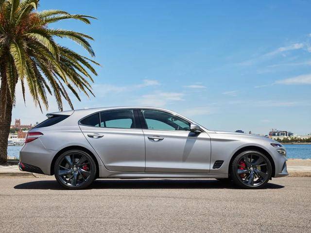 阿尔法罗密欧Giulia对比捷尼赛思G70：意式浪漫PK韩风豪华，谁是你的心头好？_搜狐汽车_搜狐网