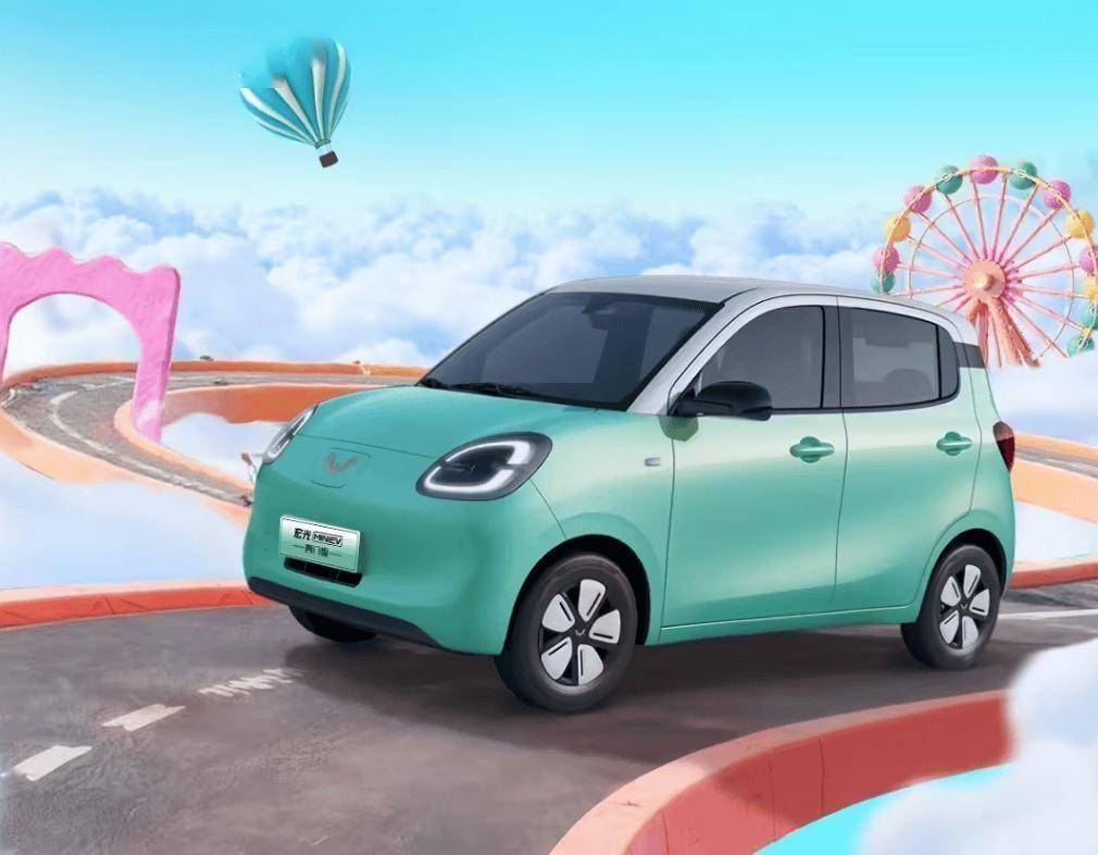 五菱宏光MINIEV再创新高，四门版未上市预订已破2万，总销量达150万辆！_搜狐汽车_搜狐网
