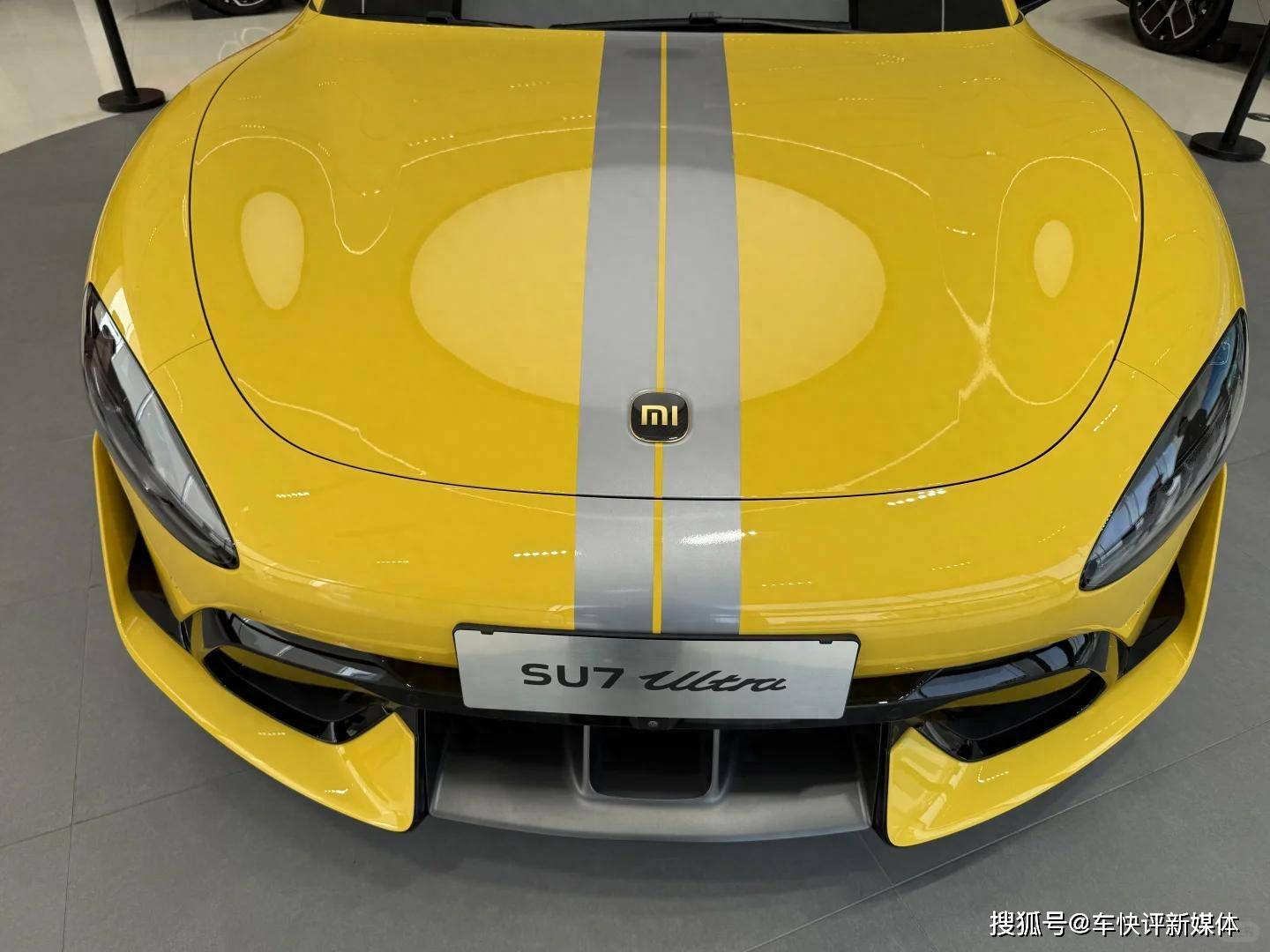 小米SU7 Ultra上市即火，52.99万起售十分钟订单破六千九！_搜狐汽车_搜狐网