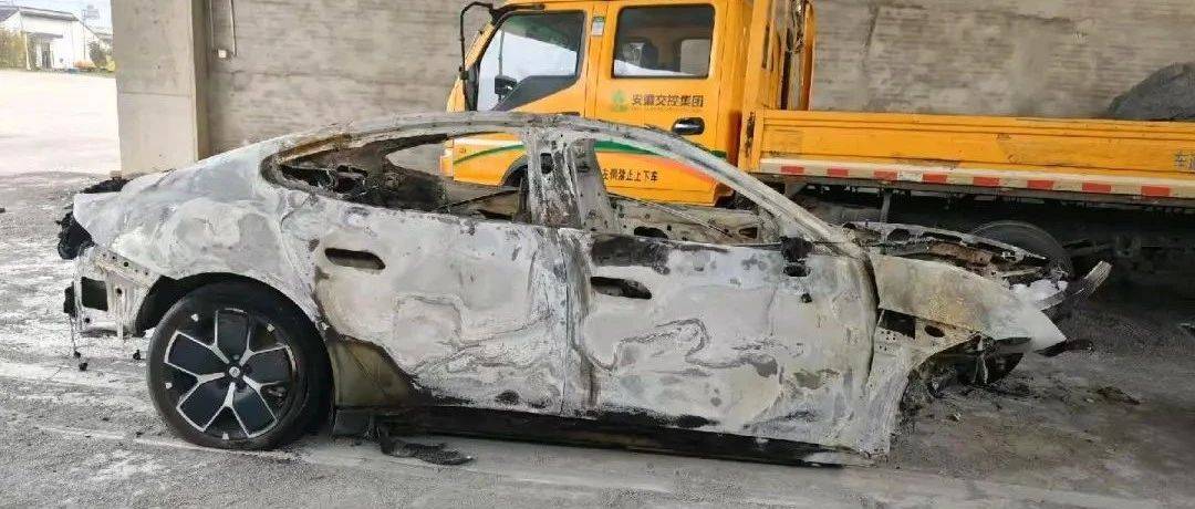 AEB失效？车门是否锁死？小米SU7爆燃致死事故多个疑点待解_车辆_km_汽车