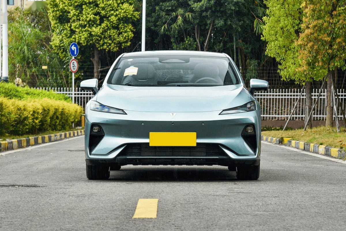 增程PK插混！深蓝L07对比海豹07 DM-i，10多万预算，谁是更优选？_搜狐汽车_搜狐网