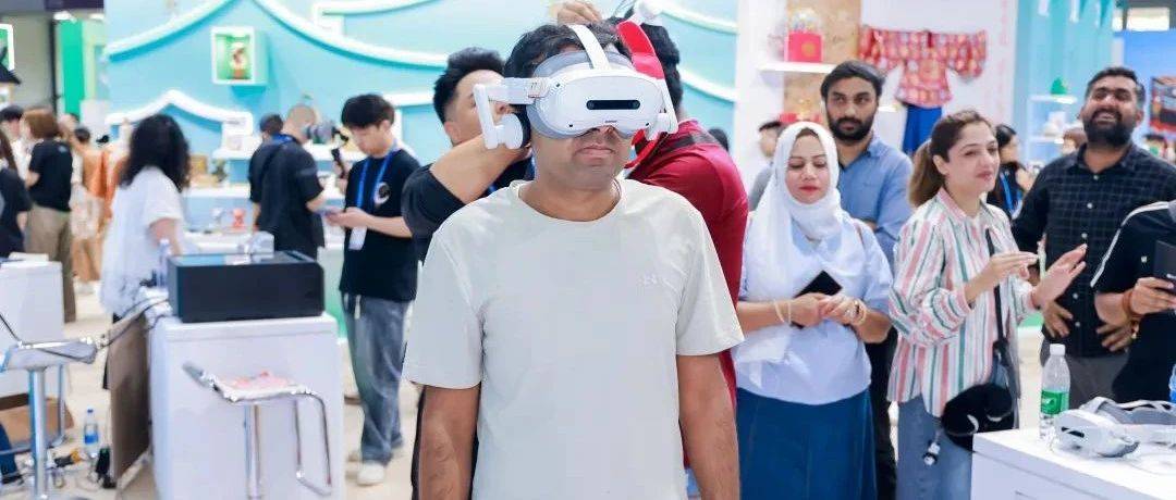 惊艳亮相！在深圳文博会，被秀洲这部VR剧“拿捏”了！_文化_喜马拉雅_蓬莱