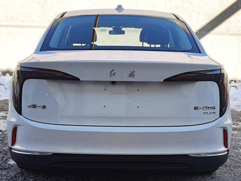 2025款红旗E-QM5上市，配置升级续航提升，价格区间12.18-20.18万元_搜狐汽车_搜狐网