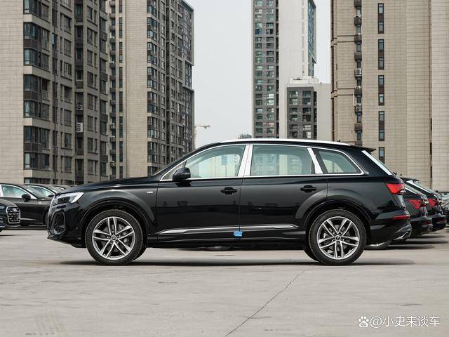 奥迪Q7新增运动版上市，2.0T第四代EA888发动机强劲来袭！_搜狐汽车_搜狐网