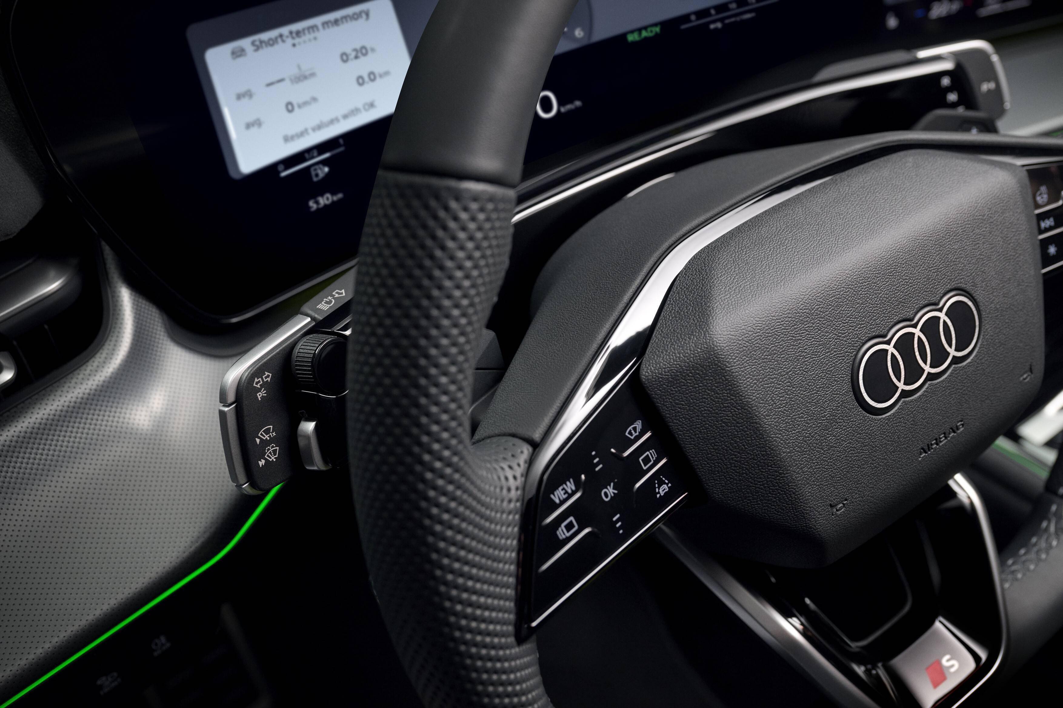 奥迪Q3焕新登场，内饰外观大升级，新怀档设计成焦点_搜狐汽车_搜狐网