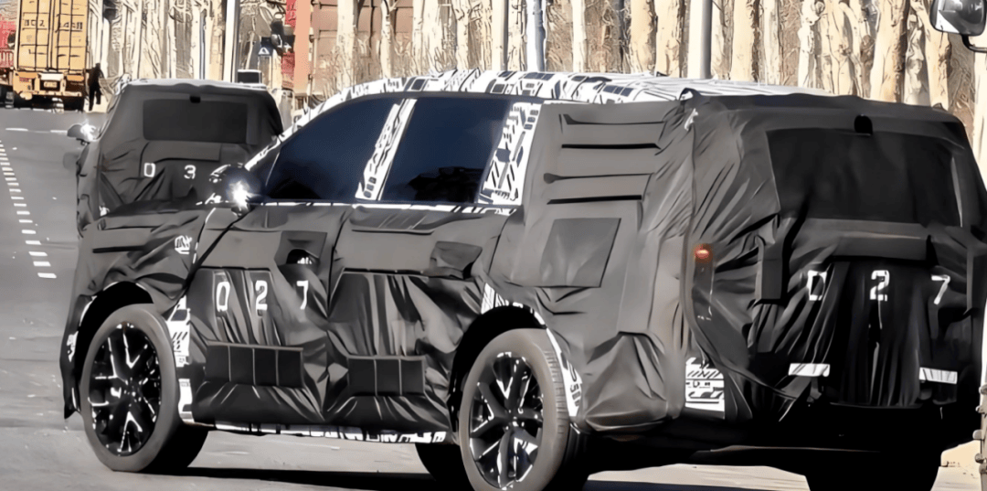 小米汽车"揽胜"来袭！5.3米车身+1500km续航，能否挑战问界M9高端地位？_搜狐汽车_搜狐网