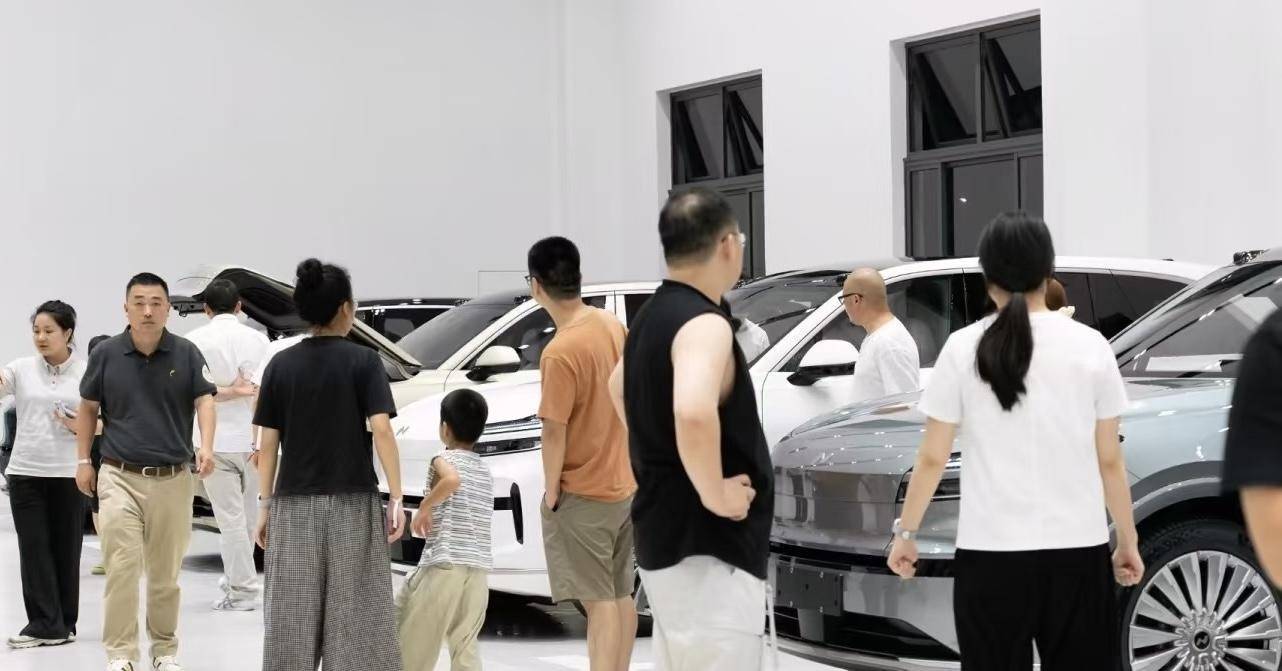蔚来乐道L90热销挤爆系统，理想i8订单量成谜，中大型SUV市场暗战升级_搜狐汽车_搜狐网