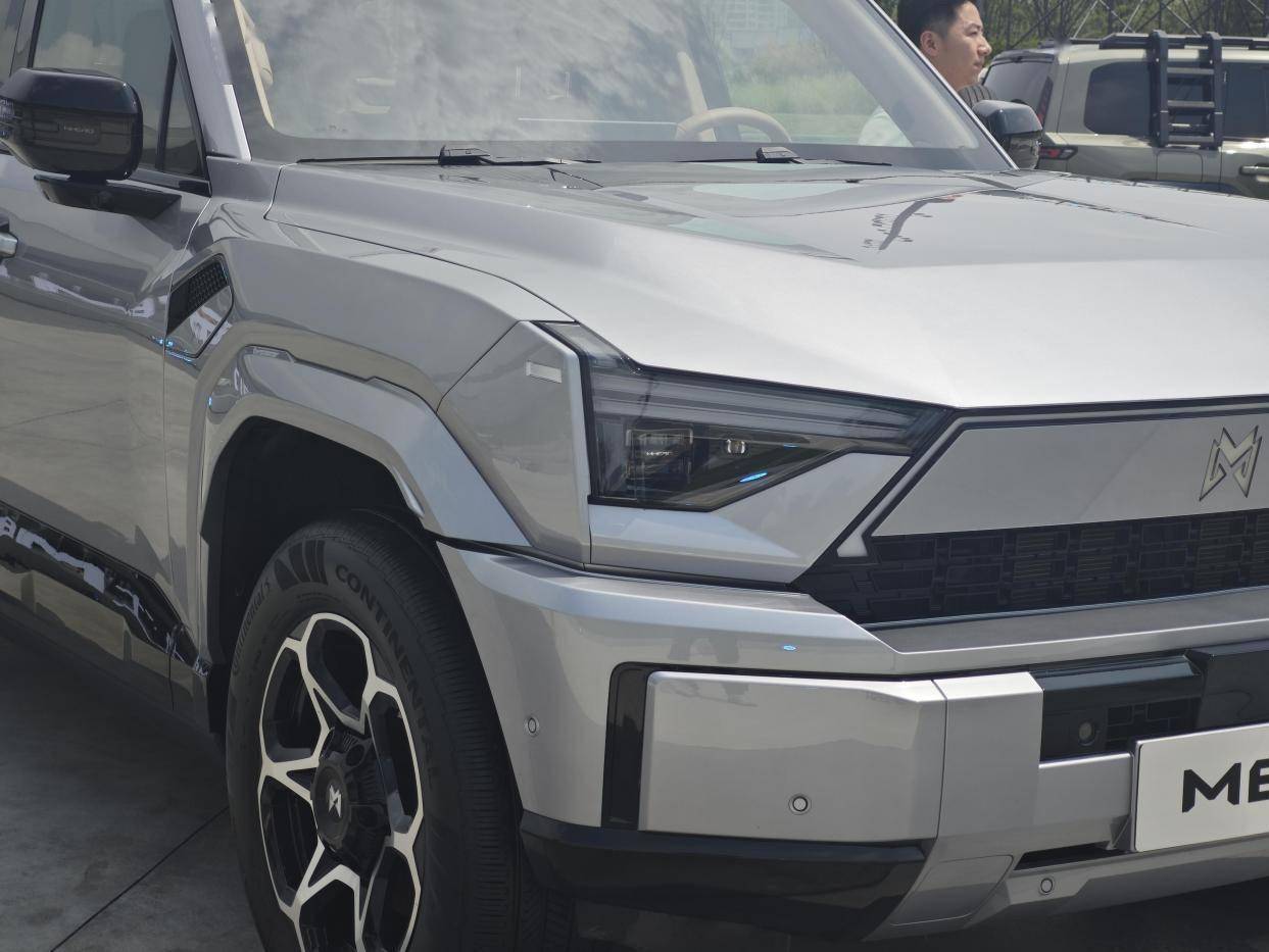 31.99万起！东风+华为+硬派越野猛士M817正式上市_搜狐汽车_搜狐网