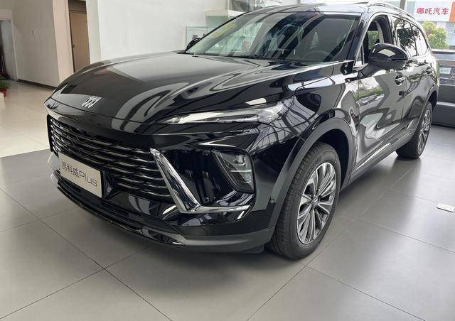 全新别克昂科威plus正式上市，237马力+9AT变速箱