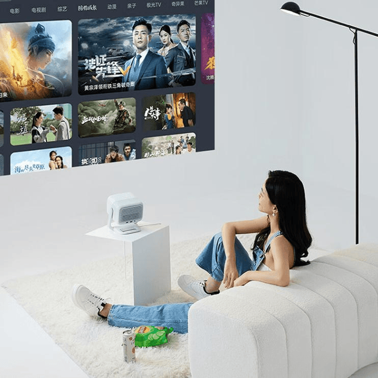 坚果与哈趣投影仪：性价比之争，谁更胜一筹？_画面_支持_色彩